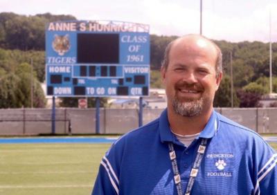 Familiar face: Pedigo is coach of football and of life | Local News ...