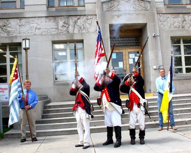 Officials honor General Hugh Mercer, dedicate courthouse art | Local ...