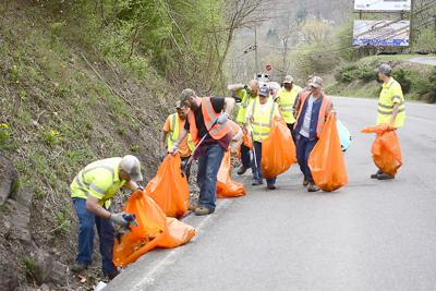Annual Adopt-A-Highway fall statewide cleanup slated to start Sept. 26 ...