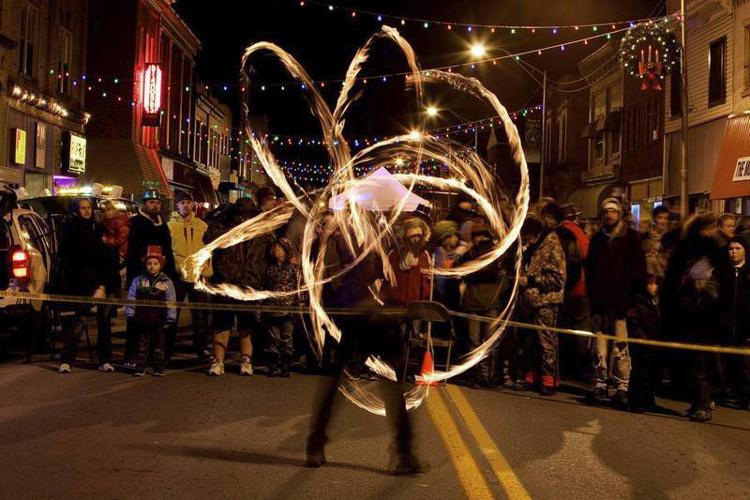Princeton shines on New Year's Eve with Downtown Countdown | Local News ...