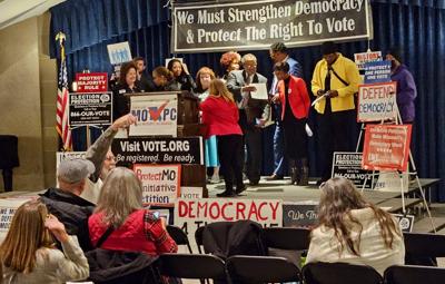 Deal on initiative changes, Parson appointees ends overnight Missouri ...