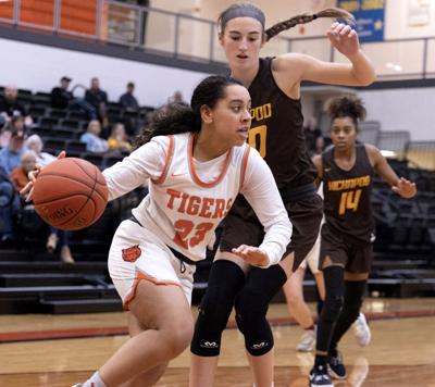 GIRLS BASKETBALL: Lady Tigers fall to Kickapoo, Glendale | Sports ...