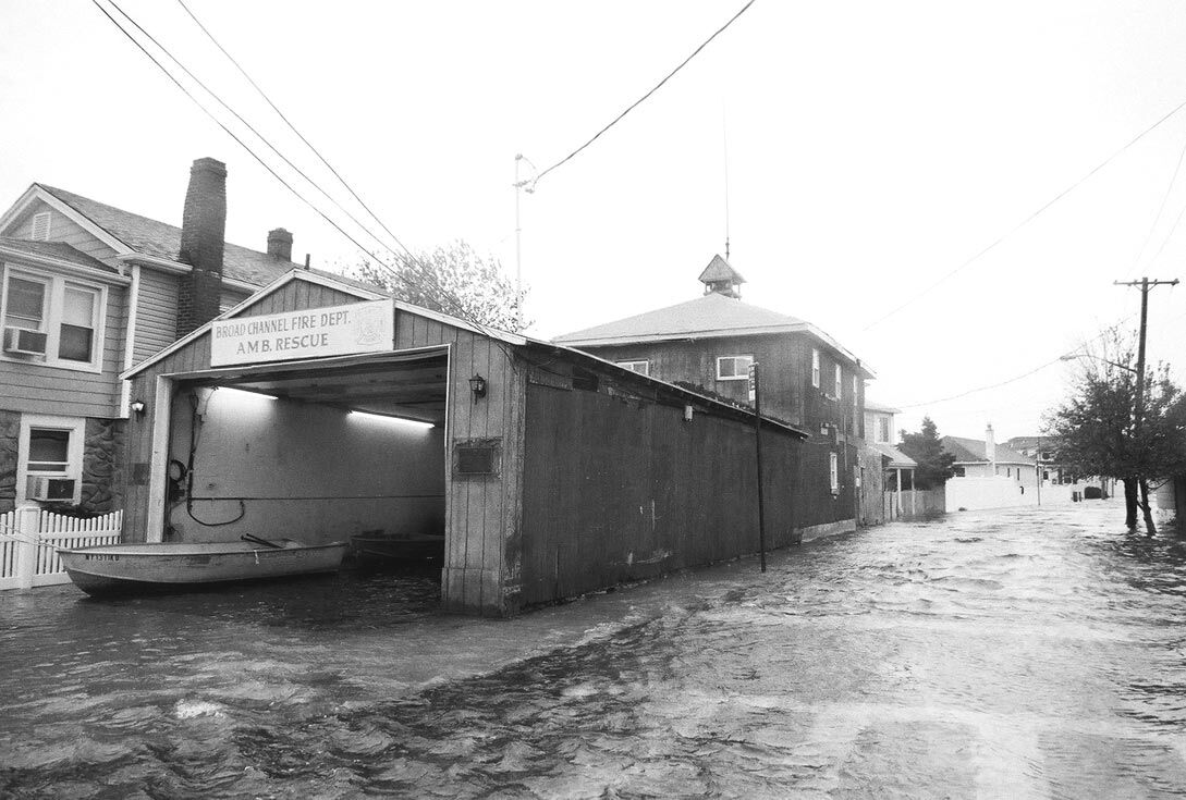 Fighting water with fire in Broad Channel | | qchron.com