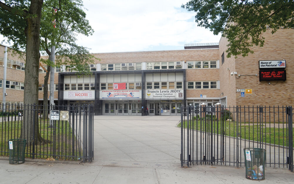 Francis Lewis annex to open as school begins | | qchron.com
