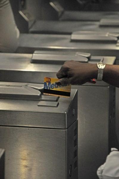 MTA plans ‘green fee’ for MetroCards | | qchron.com