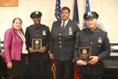 Officers pinch graffiti artist | | qchron.com