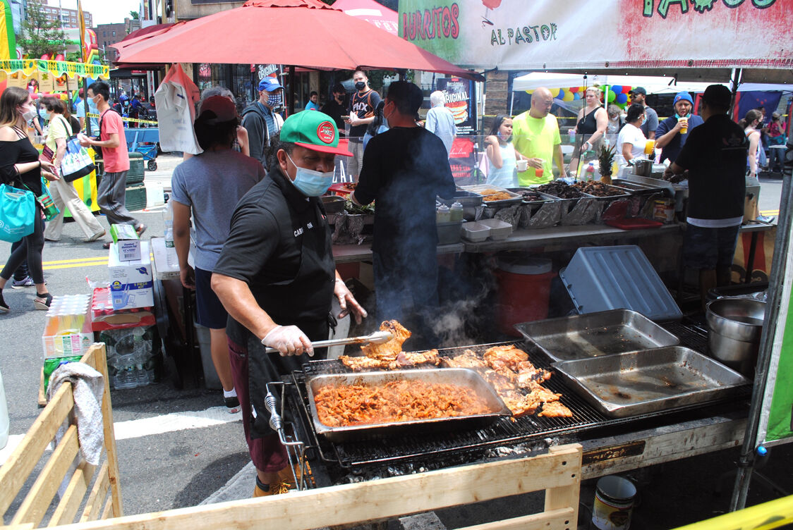 All’s fair on Austin Street in Forest Hills | | qchron.com