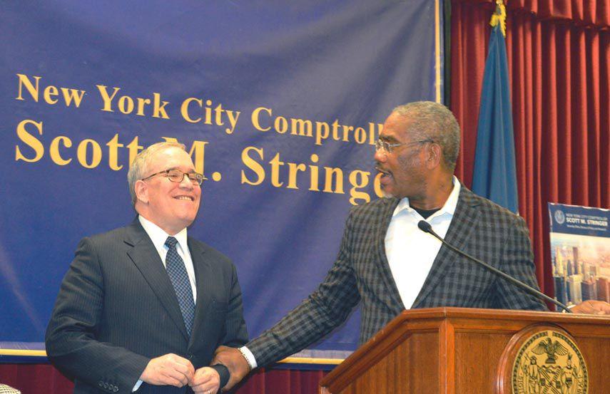 Stringer talks Trump and city in St. Albans | | qchron.com
