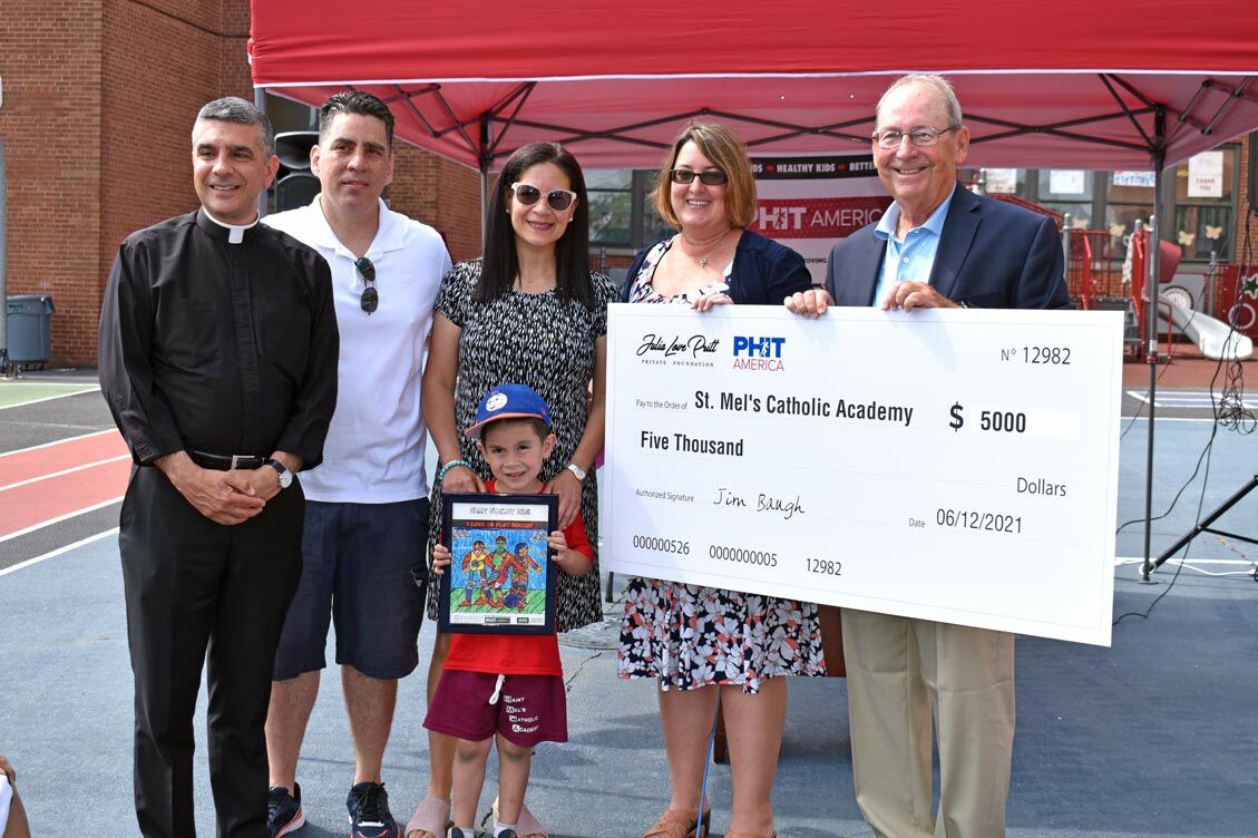 Coloring and sports make winning combo | | qchron.com