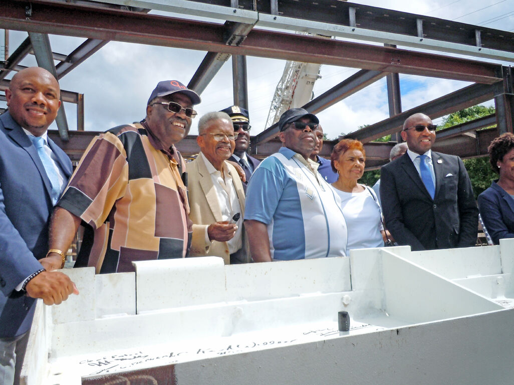 Ceremony celebrates progress on the 116 | | qchron.com