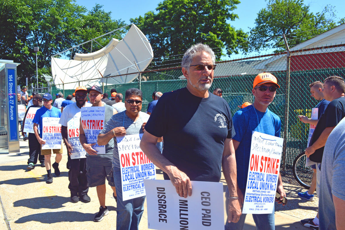 Local 3 strike hits the six-month mark | | qchron.com