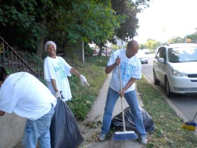 Cleaning up the neighborhood | | qchron.com