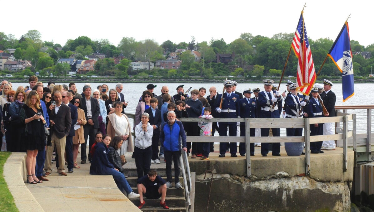 Douglaston Squadron commissions fleet | | qchron.com