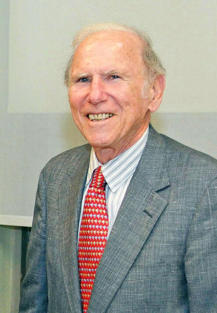 Morton Povman, 30-year councilman, dies at 93 | | qchron.com