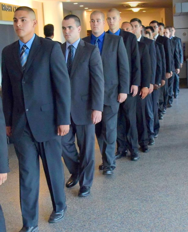 True blue: the NYPD’s newest cadets | | qchron.com