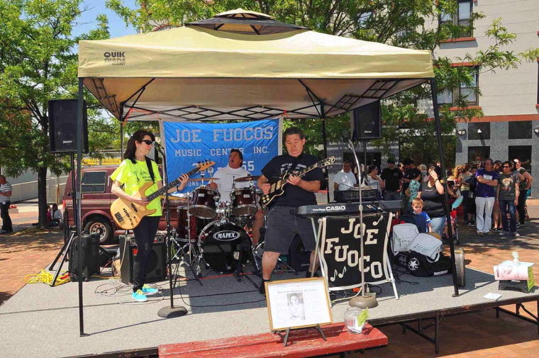 What a day for a street fair in Maspeth! | | qchron.com