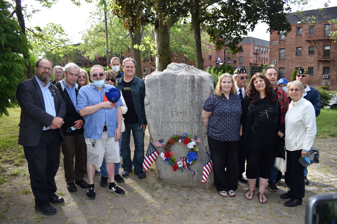 Honoring Dermody 1.5 centuries after service | | qchron.com