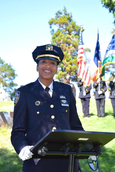 Commander bids farewell to the 104 | | qchron.com