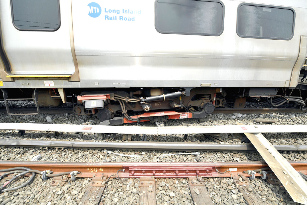 Rallying and rerailing after train failure | | qchron.com