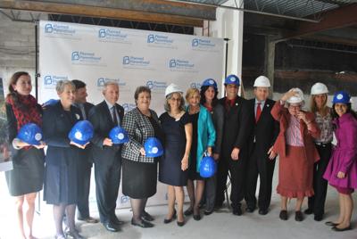 Queens' first Planned Parenthood facility breaks ground | | qchron.com