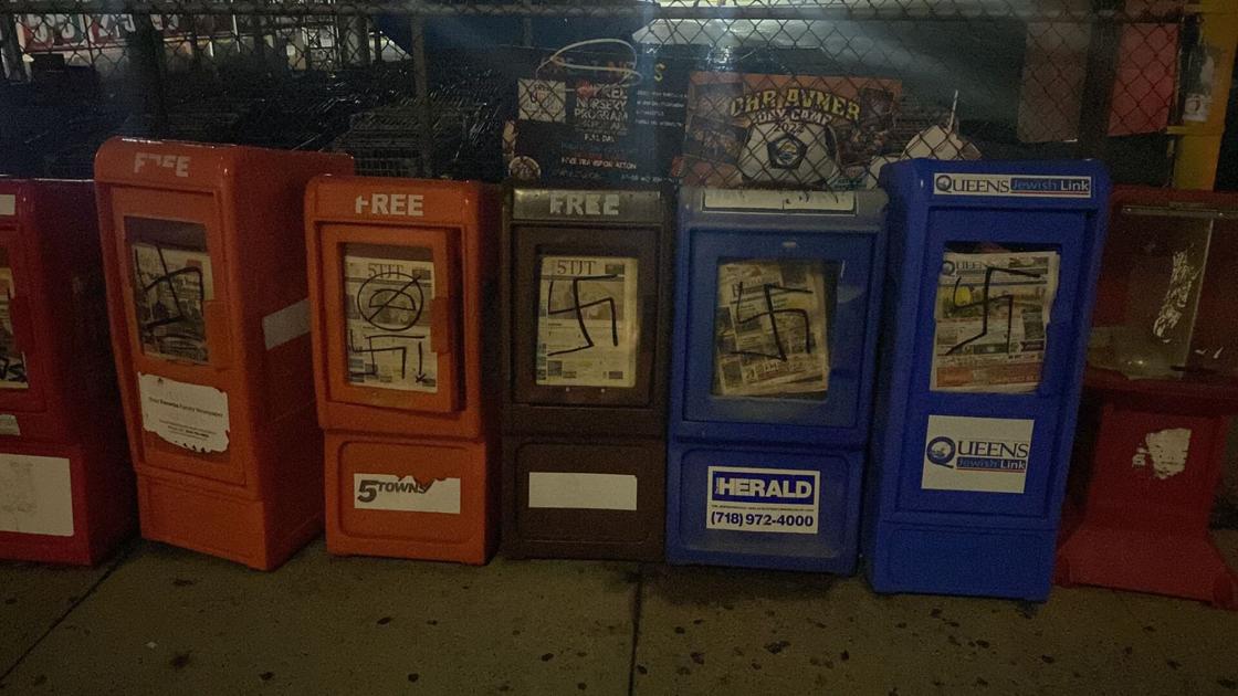 Newspaper boxes for Jewish press defaced | | qchron.com