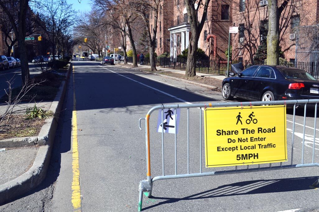 What an open street should look like ... | | qchron.com