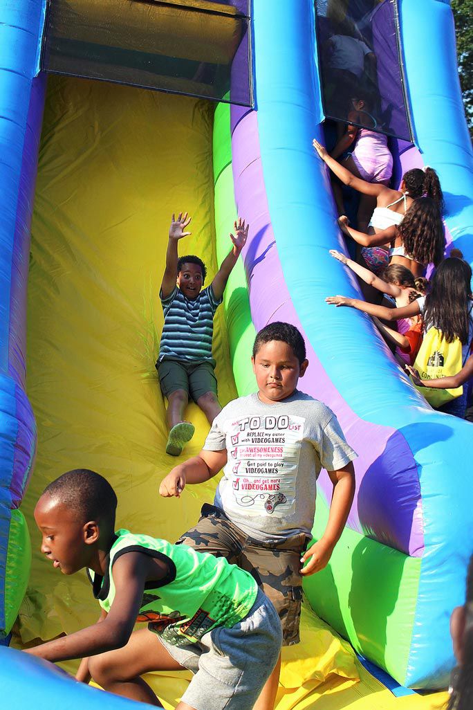 108th Precinct celebrates | | qchron.com