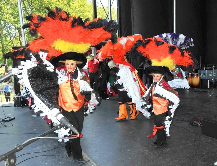 Cinco de Mayo fiesta, olé! | | qchron.com