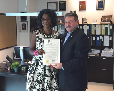 Addabbo honors health center | | qchron.com