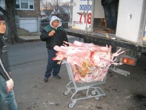 Angry residents protest ‘dirty’ market | | qchron.com