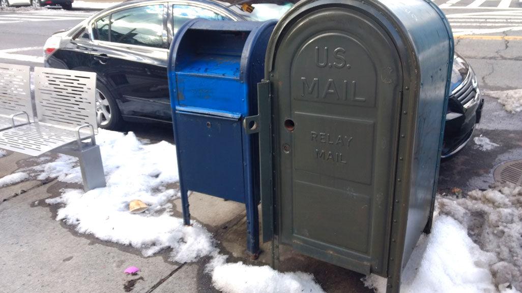 Mail fishing hits Woodhaven: cops | | qchron.com