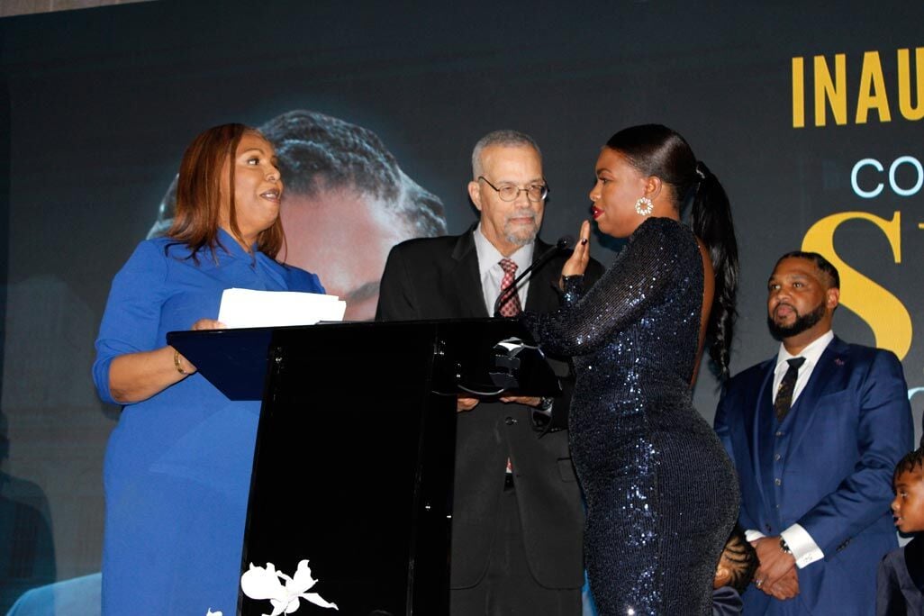 Thomas-Henry sworn in at Elmcor | | qchron.com