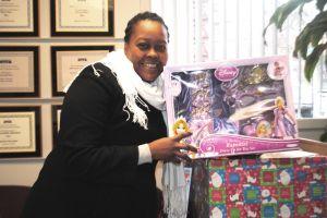 Last chance to donate presents! | | qchron.com