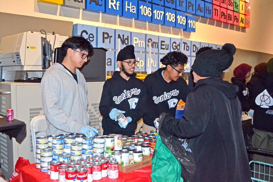 Students of HS for CTEA help those in need | | qchron.com