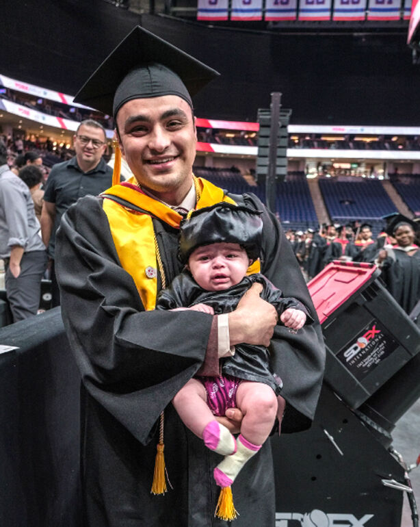 York celebrates big at 52nd commencement | | qchron.com