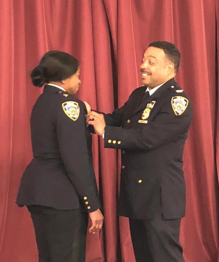 Changing of the guard in NYPD’s 105th Pct. | | qchron.com