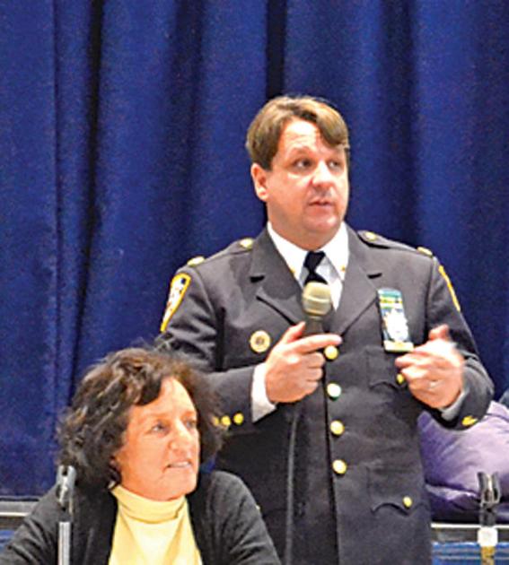 107th Precinct assigned new CO | | qchron.com