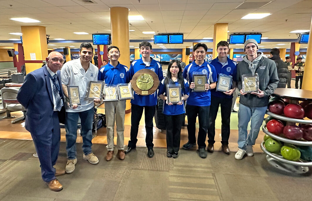 Bowling ’em over at Archbishop Molloy | | qchron.com