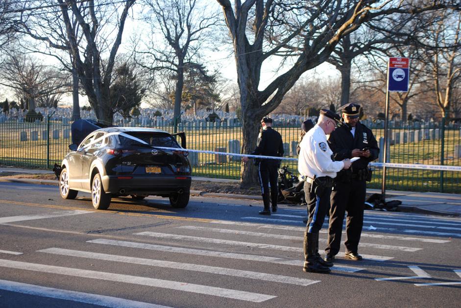 Teens hurt in Cooper Avenue collision | | qchron.com