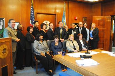 Civil servants honored at borough cabinet meet | | qchron.com