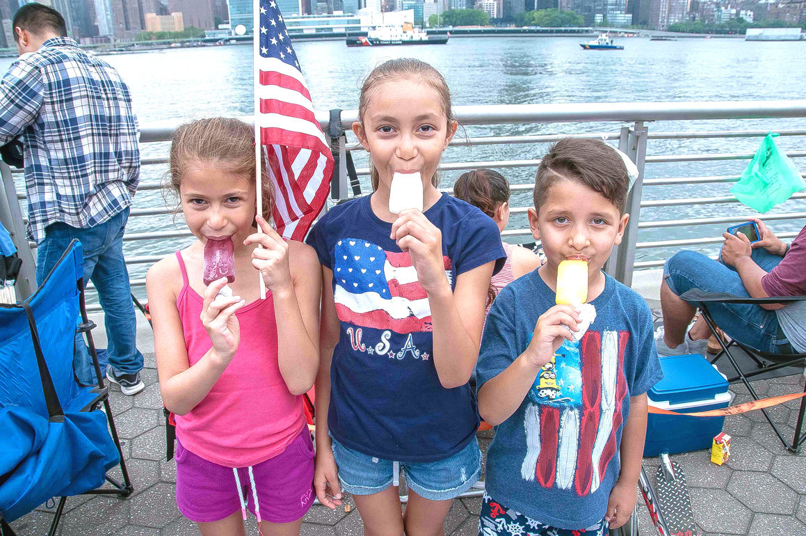 Three cheers for the red, white and blue! | | qchron.com