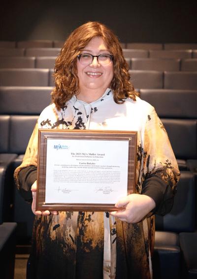 Bayside HS math teacher wins award | | qchron.com