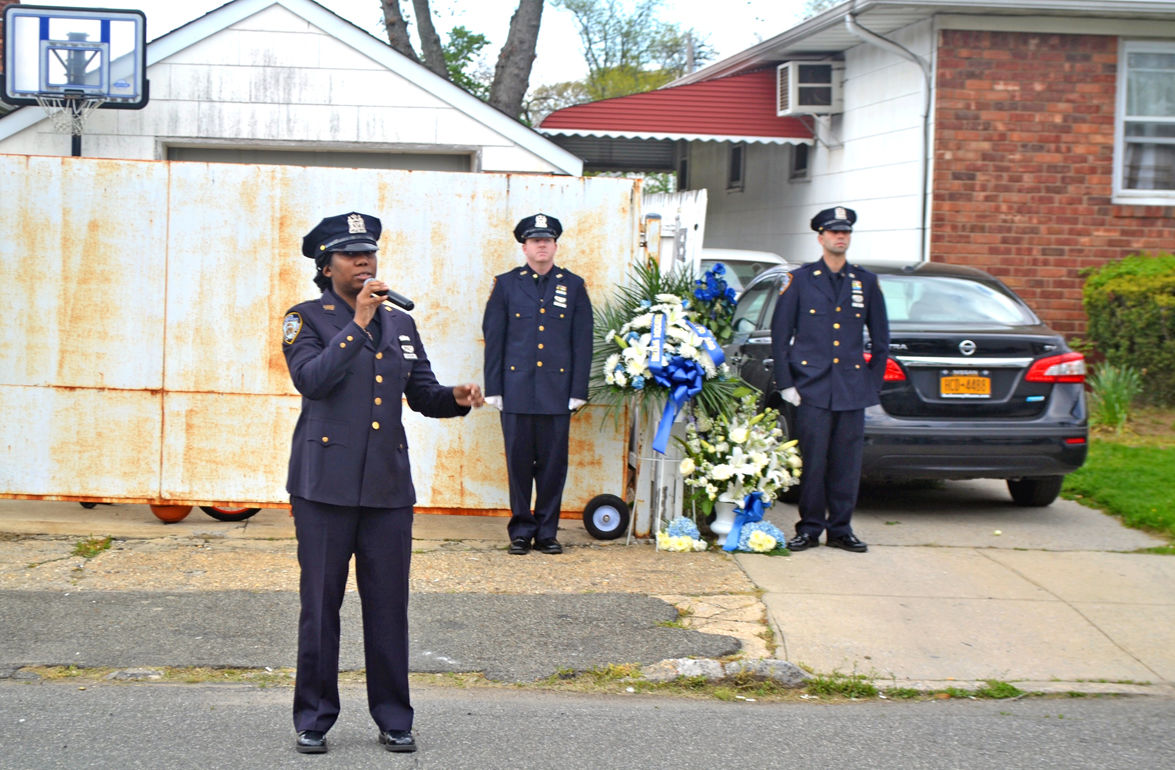 NYPD, 105th remember Det. Brian Moore | | qchron.com