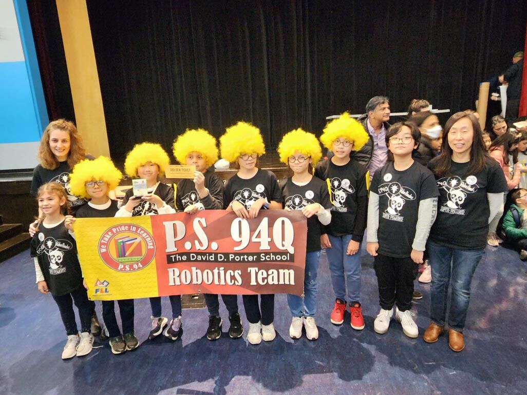 PS 94 robotics team ends successful year | | qchron.com