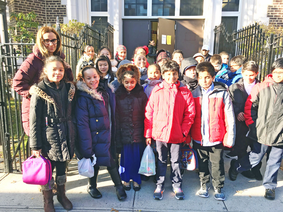 The generationOn Kids Care Club at PS 97Q visits local senior center ...