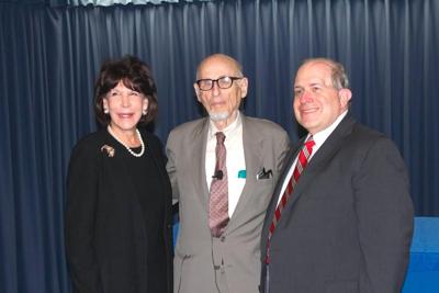 Tales of the atomic bomb told at QCC | | qchron.com
