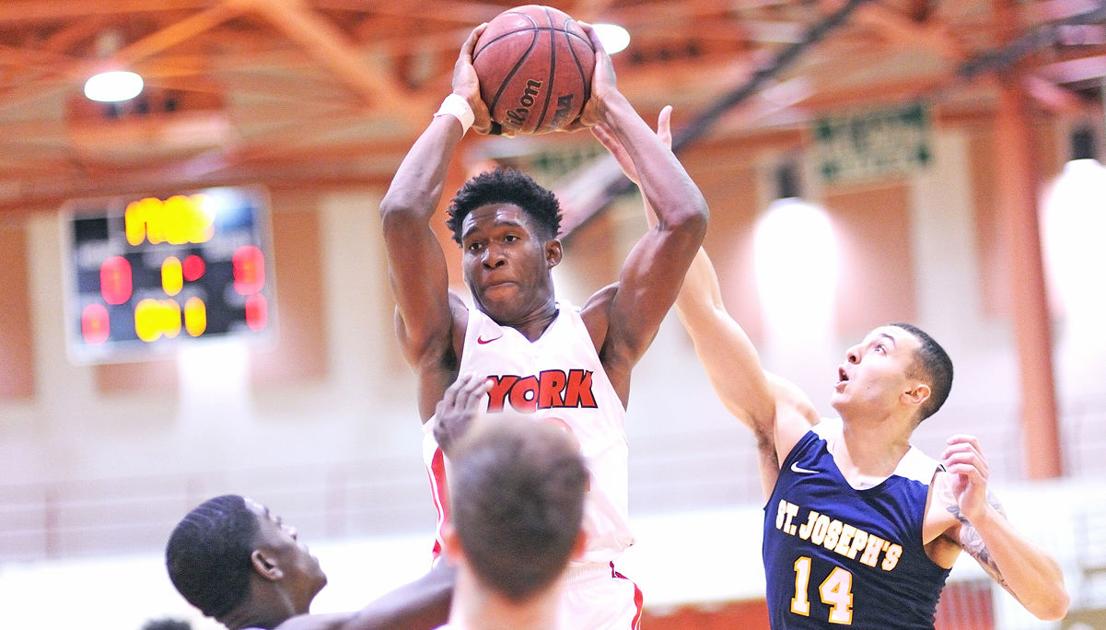 Vaughn named CUNY scholar | | qchron.com