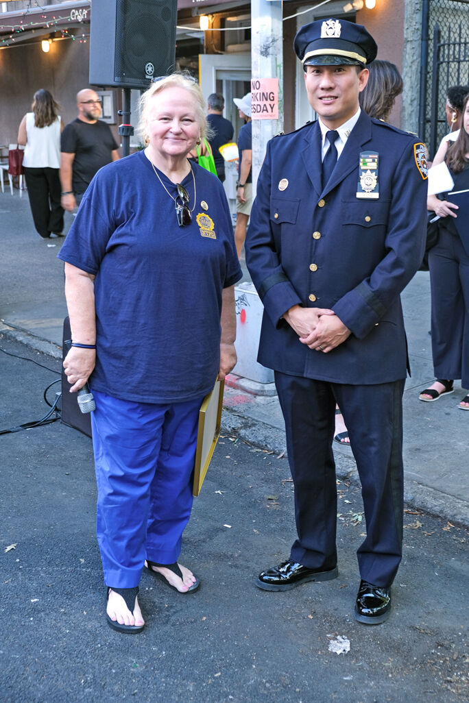 Where’s a cop when you need one? Here! | | qchron.com