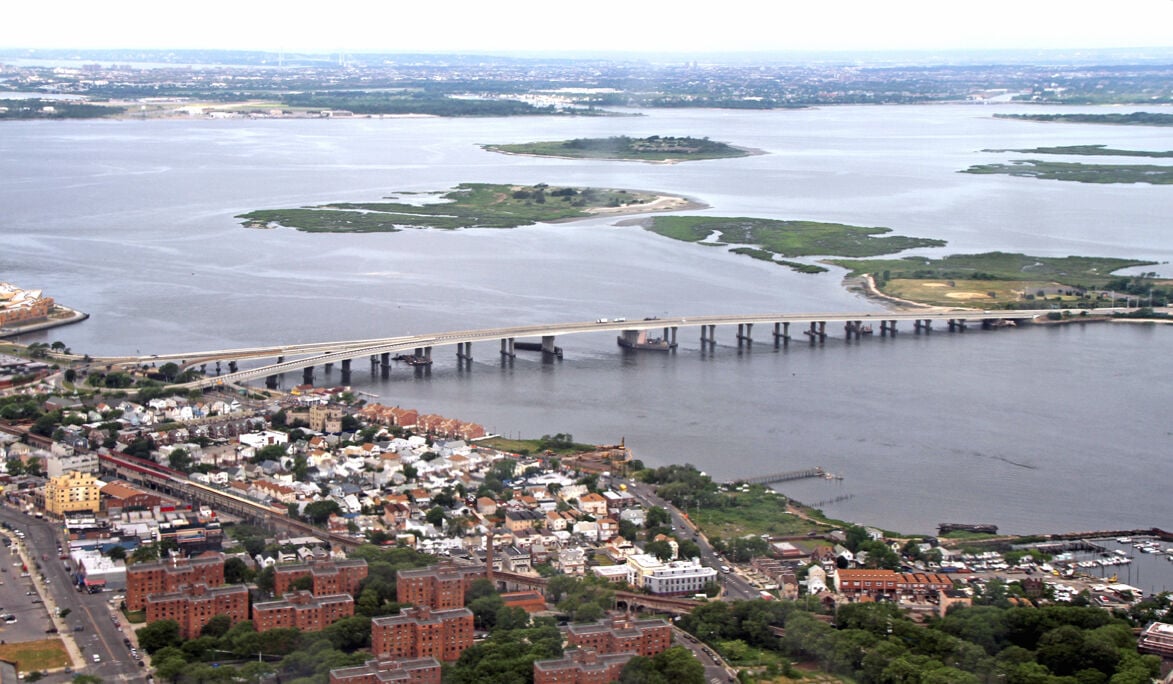 MTA: Cross Bay Bridge rebate coming in Feb. | | qchron.com