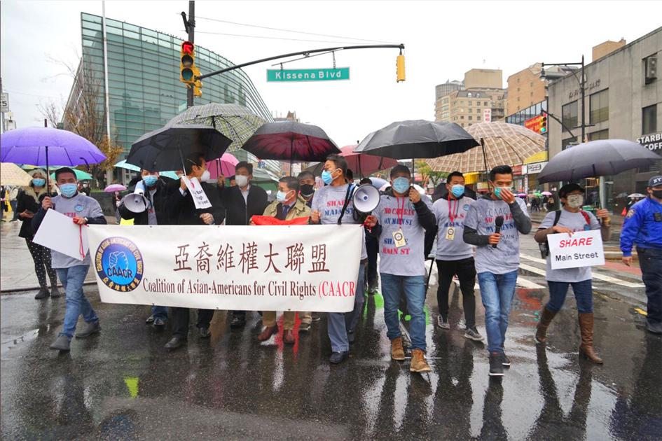 Protests march along incoming busway path | | qchron.com